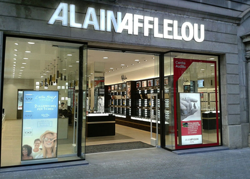 Alain Afflelou inaugura su undécima óptica en Barcelona - Revista ...